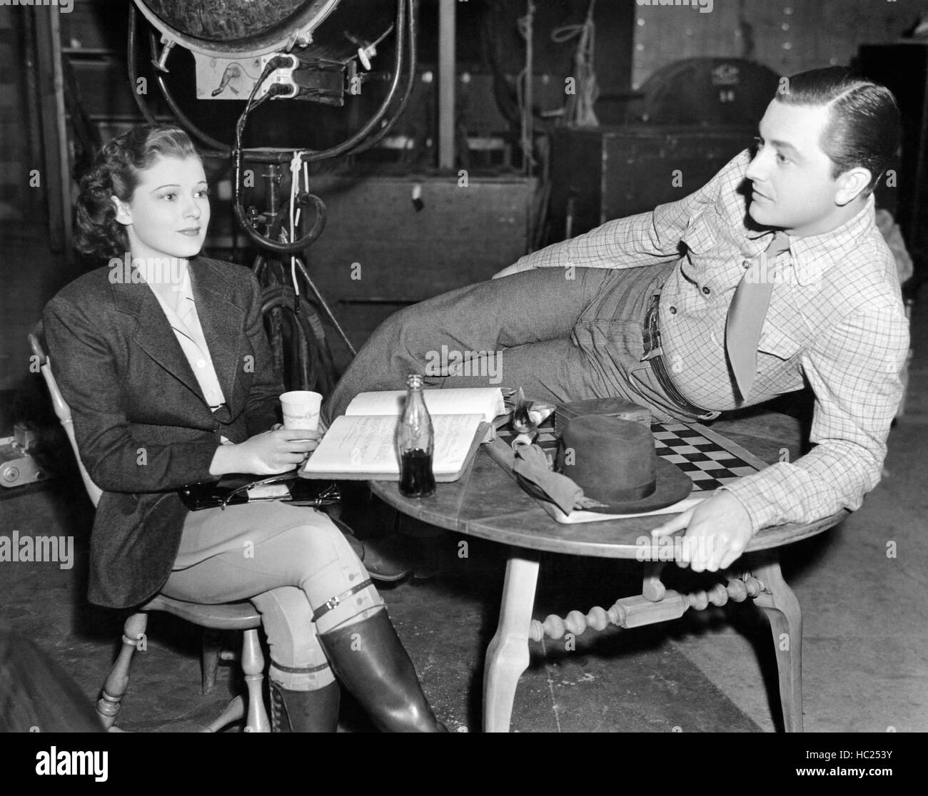 MAISIE, from left, Ruth Hussey, Robert Young, on-set, 1939 Stock Photo ...