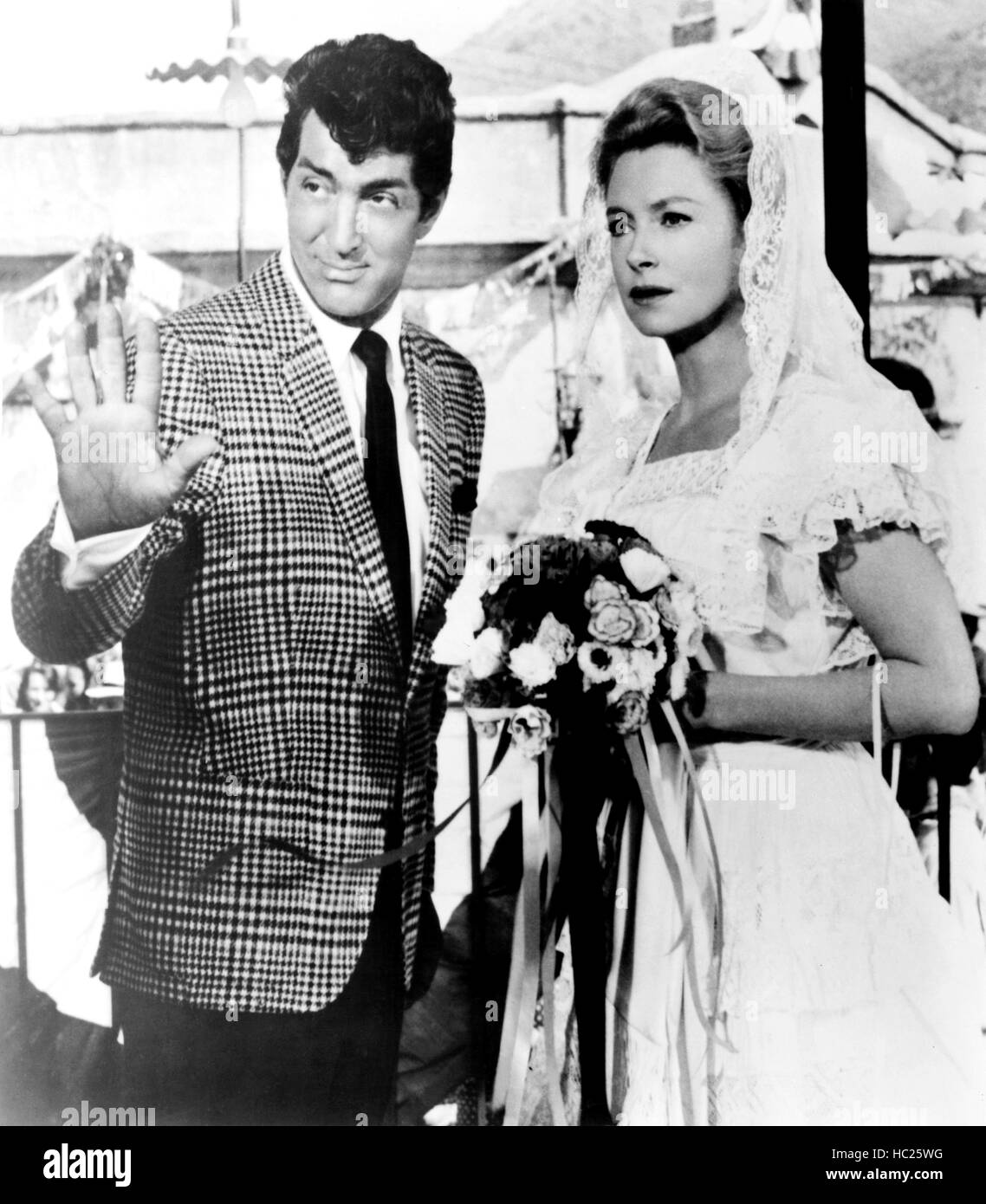 MARRIAGE ON THE ROCKS, from left, Dean Martin, Deborah Kerr, 1965 Stock ...