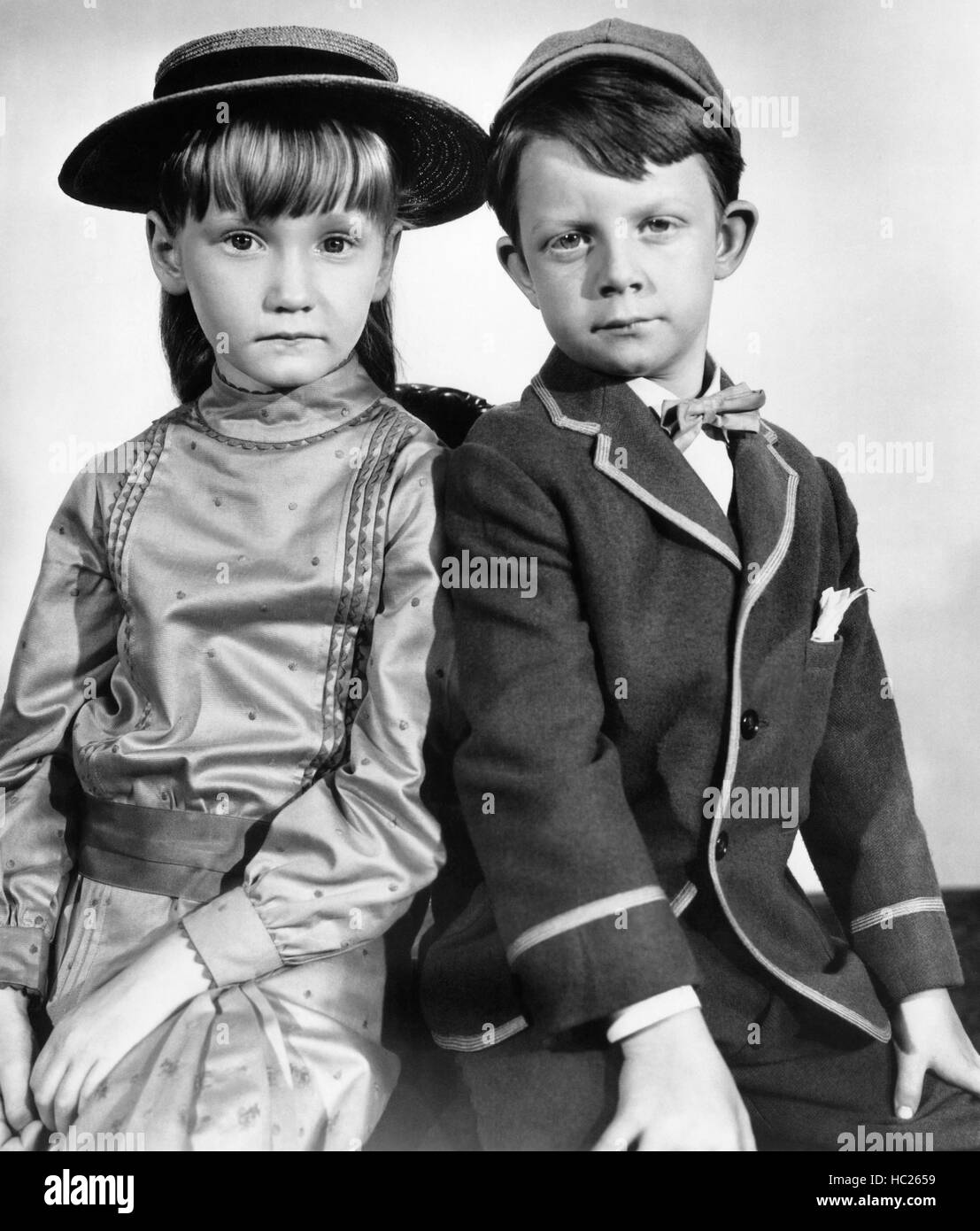 MARY POPPINS, Karen Dotrice, Matthew Garber, 1964 Stock Photo - Alamy