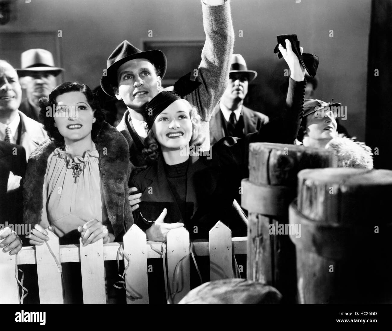 THE MAN WHO LIVED TWICE, from left, center, Ralph Bellamy, Marian Marsh ...