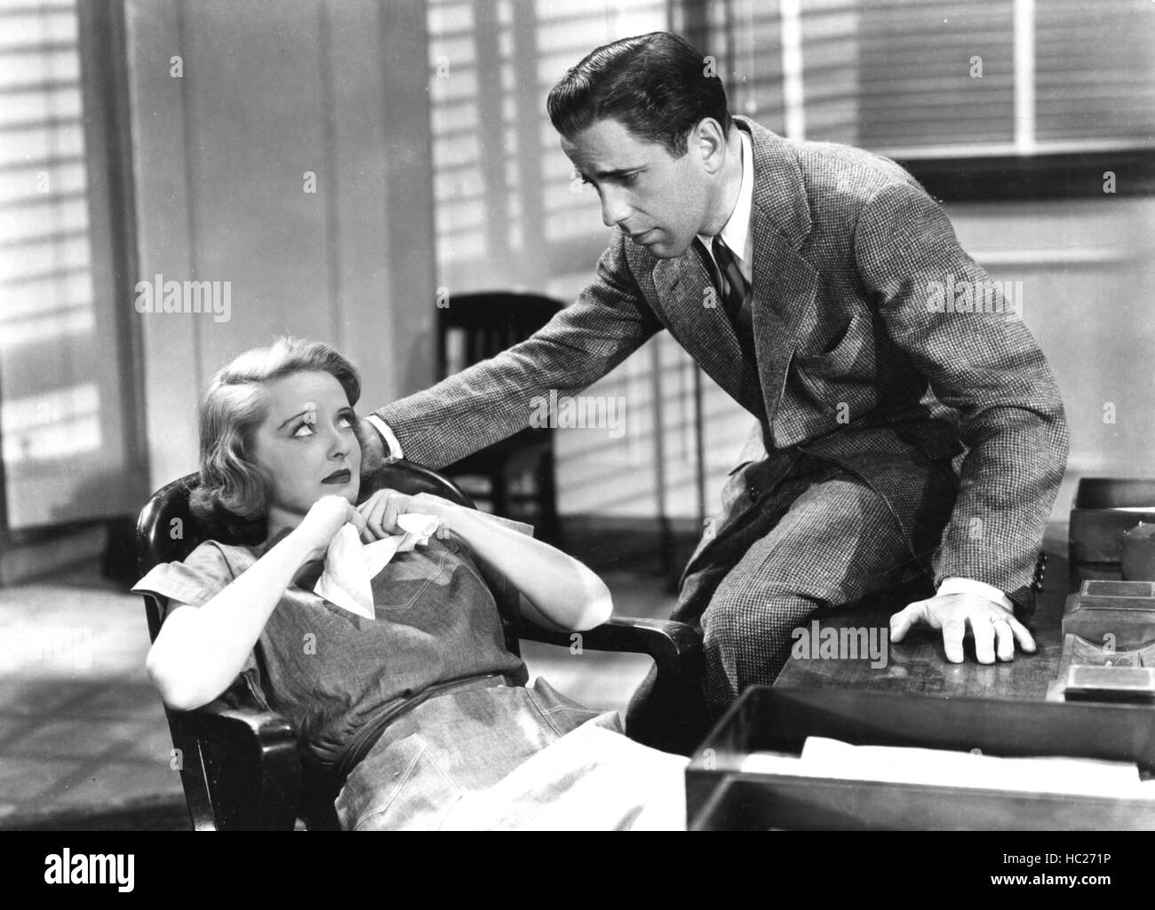MARKED WOMAN, Bette Davis, Humphrey Bogart, 1937 Stock Photo - Alamy