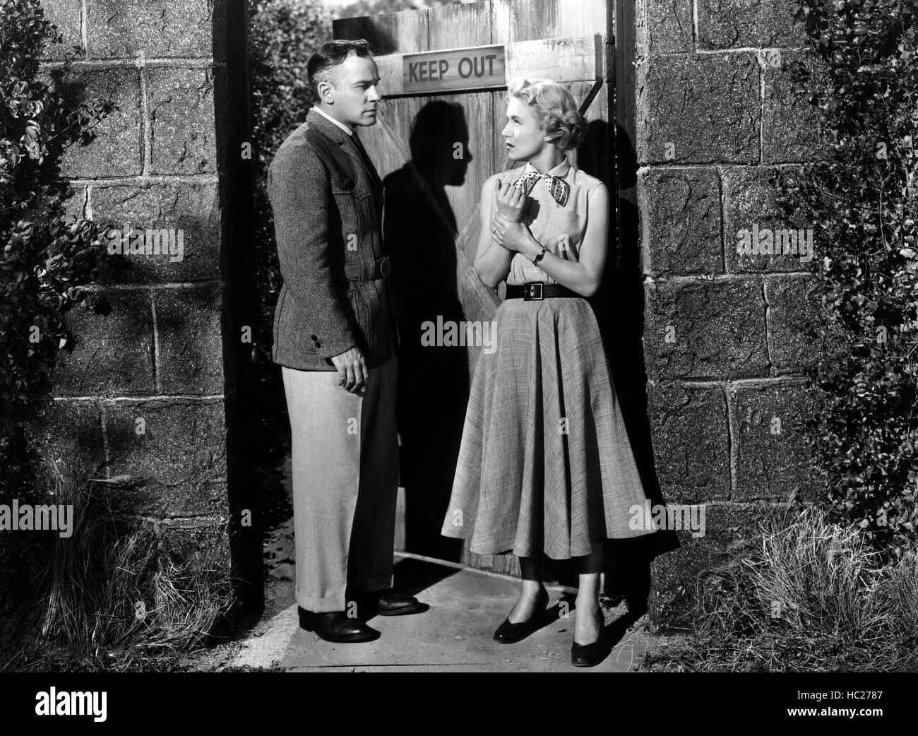 THE MAZE, Richard Carlson, Veronica Hurst, 1953 Stock Photo - Alamy