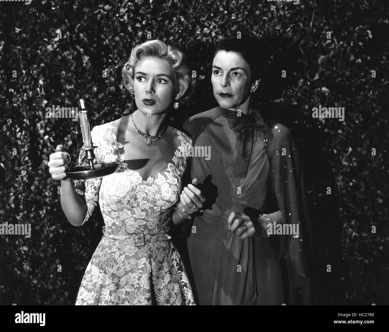THE MAZE, Veronica Hurst, Katherine Emery, 1953 Stock Photo - Alamy