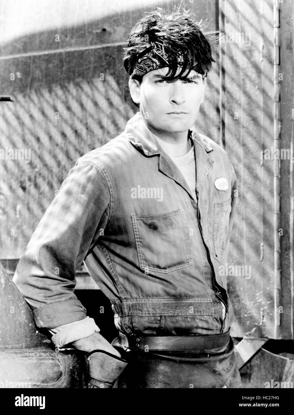 MEN AT WORK, Charlie Sheen, 1990, © Triumph Releasing/courtesy Everett ...