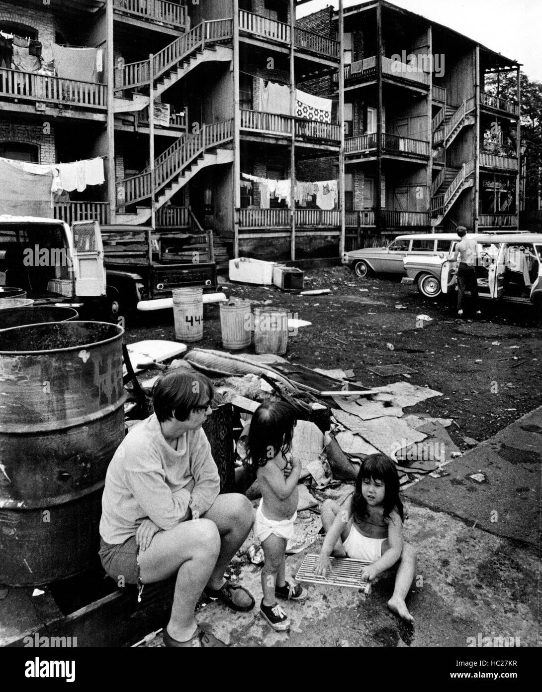 MEDIUM COOL, residents of Chicago's Appalachia Ghetto living in poverty ...