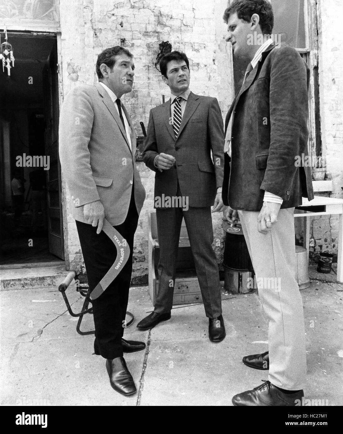 MEDIUM COOL, Mickey Pallas, Robert Forster, Peter Bonerz, 1969 Stock ...