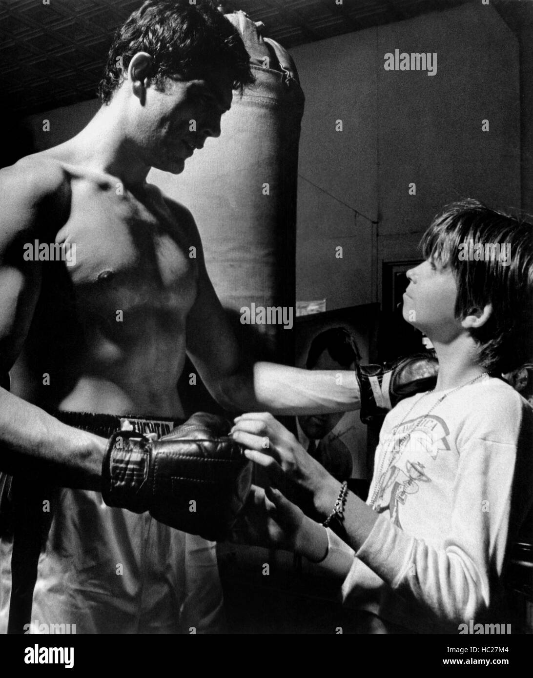 MEDIUM COOL, Robert Forster, Harold Blankenship, 1969 Stock Photo - Alamy