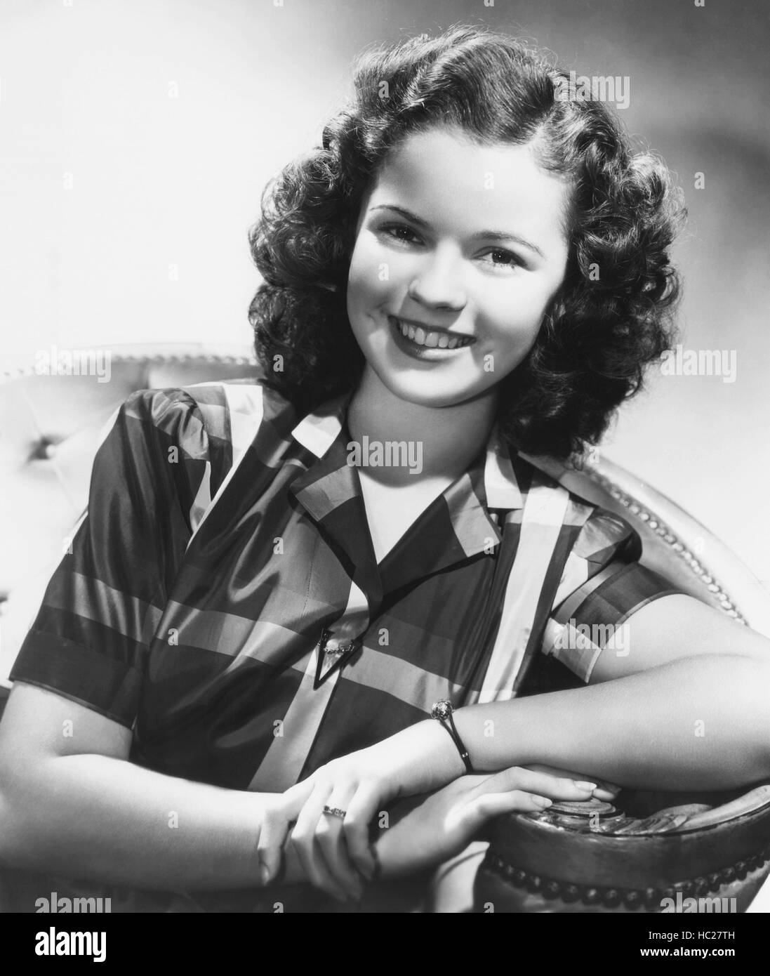 MISS ANNIE ROONEY, Shirley Temple, 1942 Stock Photo - Alamy
