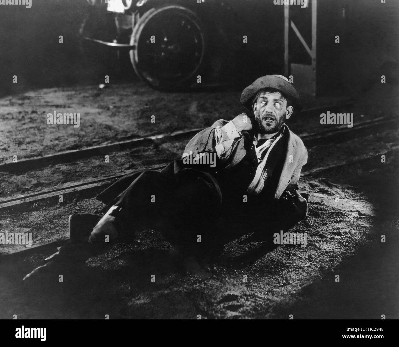 THE MIRACLE MAN, Lon Chaney, Sr., 1919 Stock Photo - Alamy