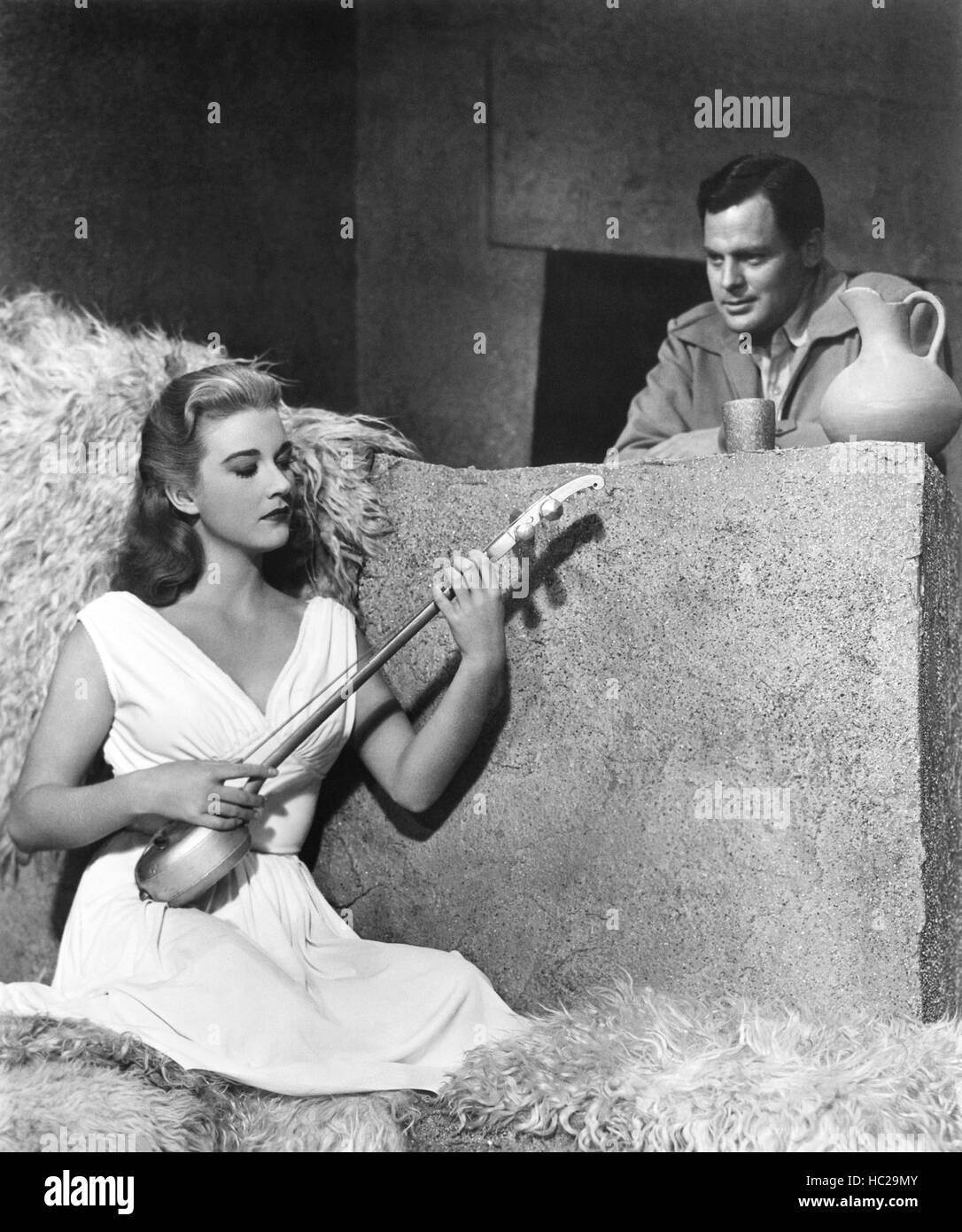 THE MOLE PEOPLE, Cynthia Patrick, John Agar, 1956 Stock Photo - Alamy