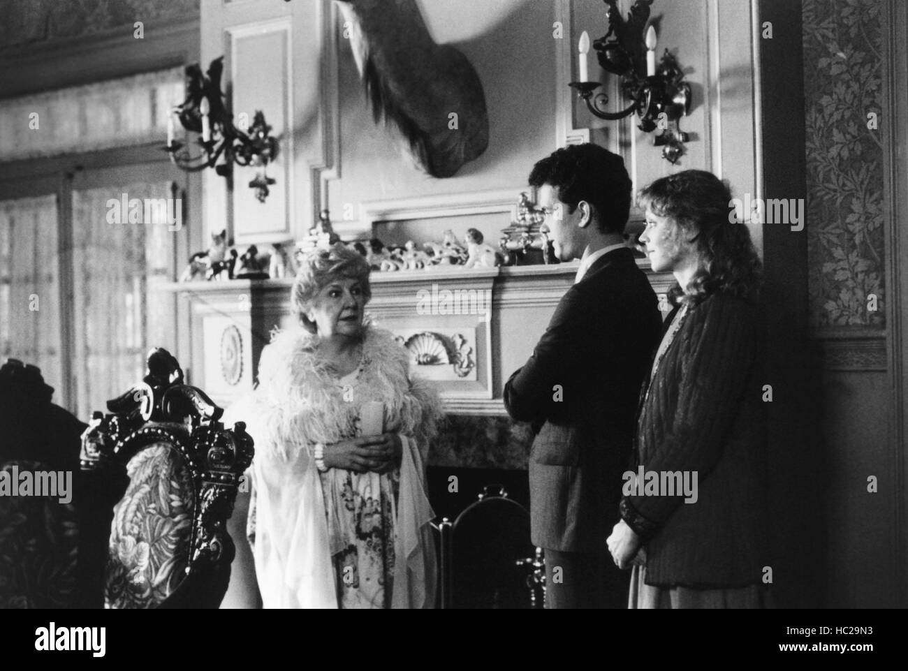 THE MONEY PIT, Maureen Stapleton, Tom Hanks, Shelley Long, 1986, (c ...