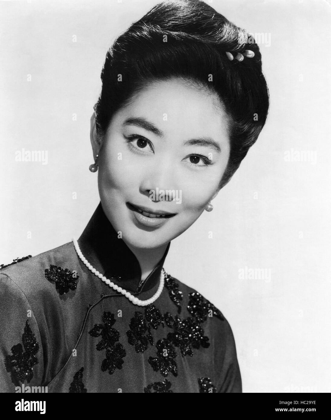THE MOUNTAIN ROAD, Lisa Lu, 1960 Stock Photo - Alamy