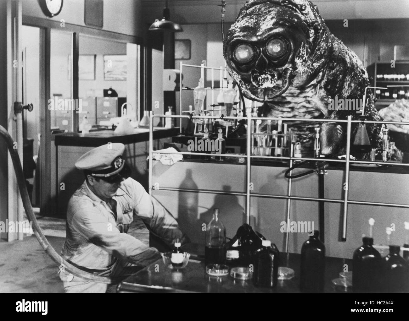 THE MONSTER THAT CHALLENGED THE WORLD, Tim Holt, 1958 Stock Photo - Alamy