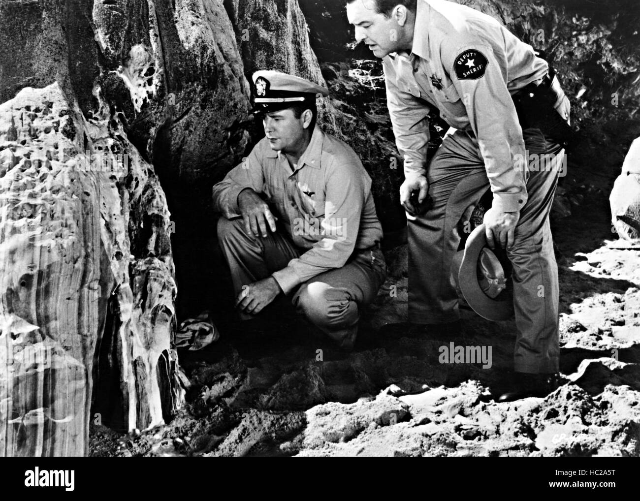 THE MONSTER THAT CHALLENGED THE WORLD, from left: Tim Holt, Gordon ...