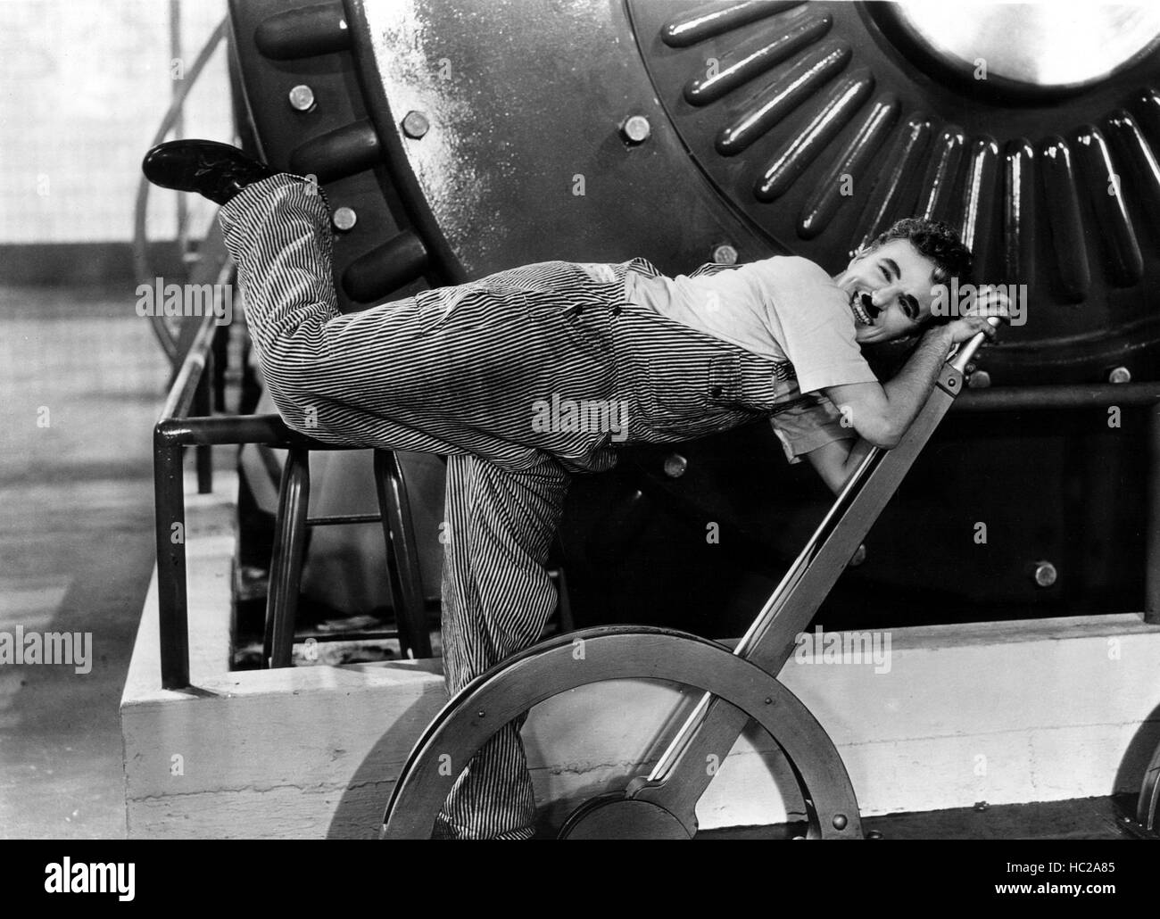 MODERN TIMES, Charlie Chaplin, 1936 Stock Photo - Alamy