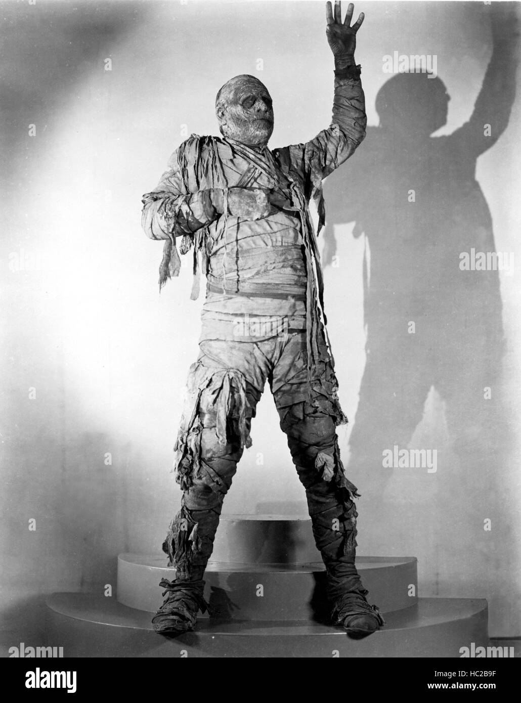 THE MUMMY'S TOMB, Lon Chaney Jr., 1942 Stock Photo - Alamy