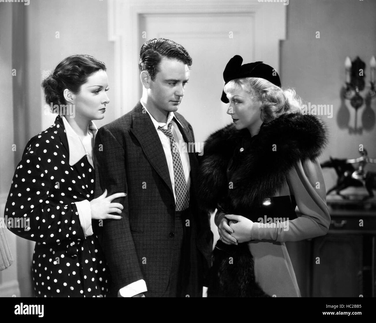 MURDER WITH PICTURES, from left, Gail Patrick, Lew Ayres, Joyce Compton ...