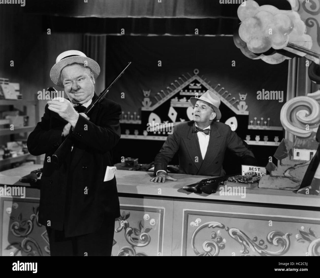 NEVER GIVE A SUCKER AN EVEN BREAK, from left, W.C. Fields, Leon Errol ...