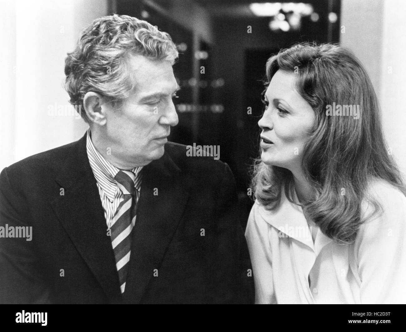 NETWORK, from left: Peter Finch, Faye Dunaway, 1976 Stock Photo - Alamy