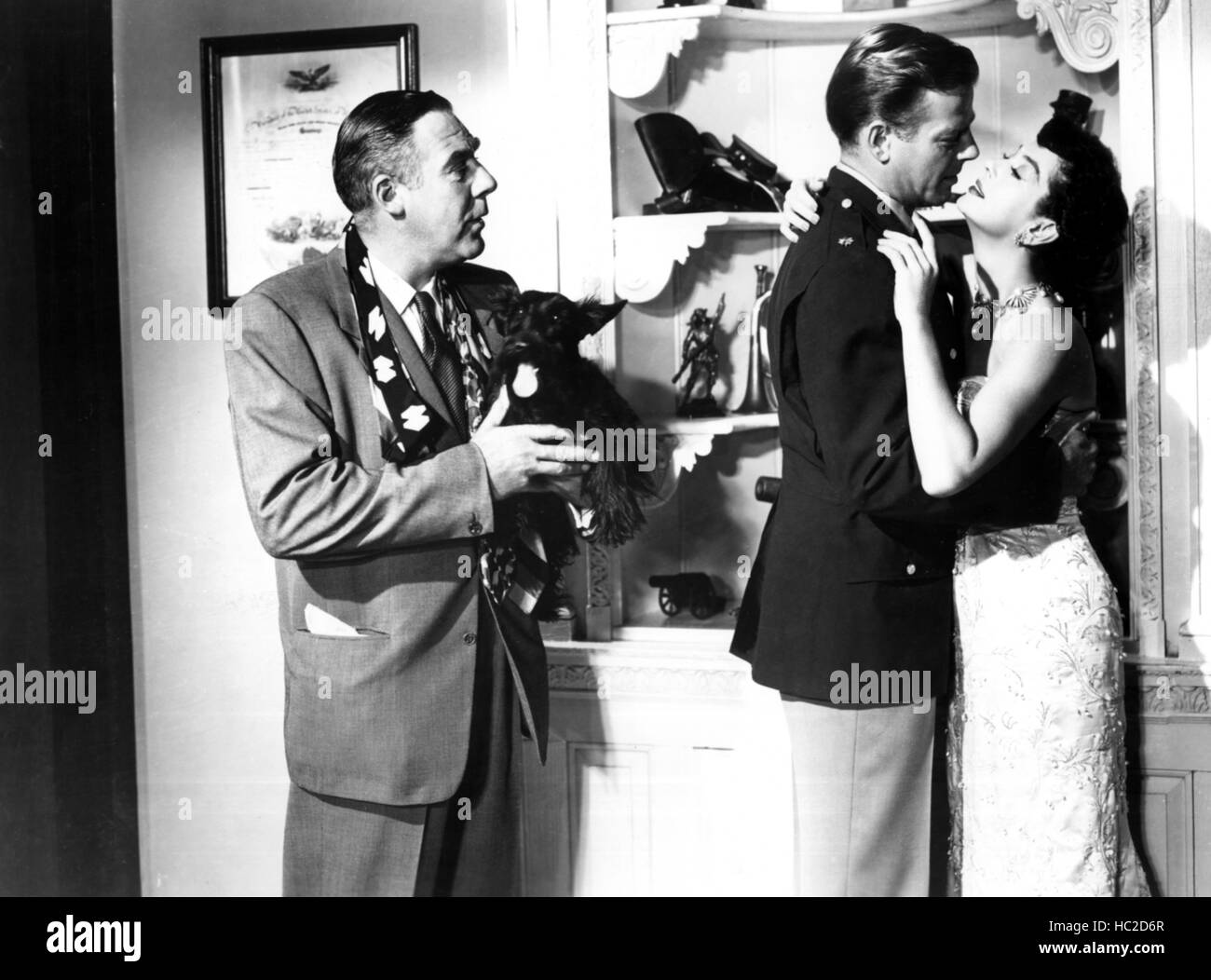 NEVER WAVE AT A WAC, Paul Douglas, William Ching, Rosalind Russell ...