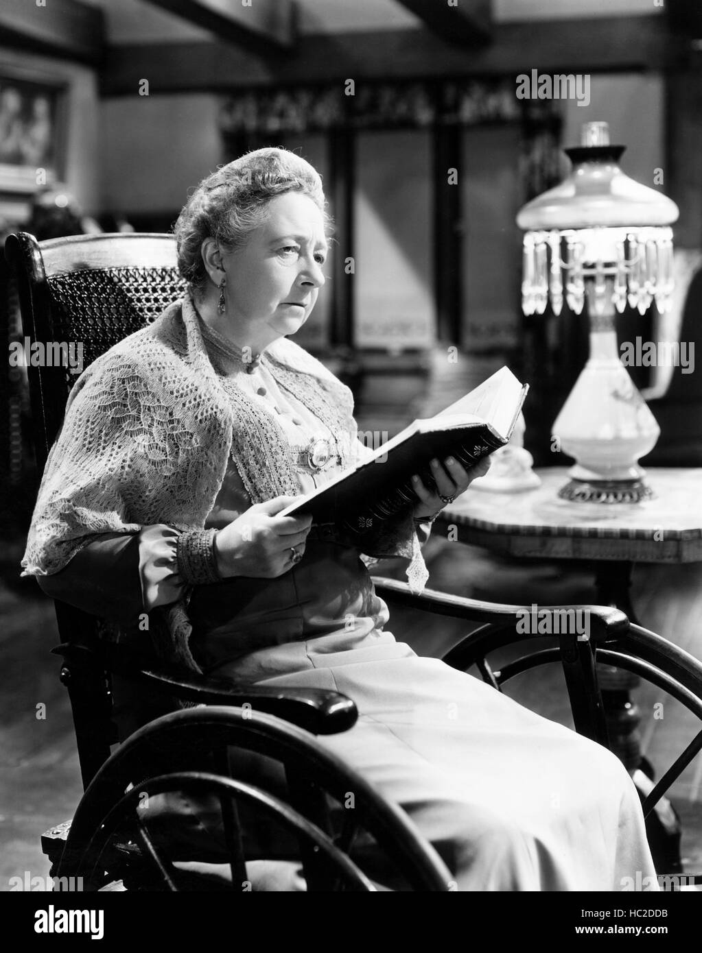 NIGHT MUST FALL, Dame May Whitty, 1937 Stock Photo - Alamy