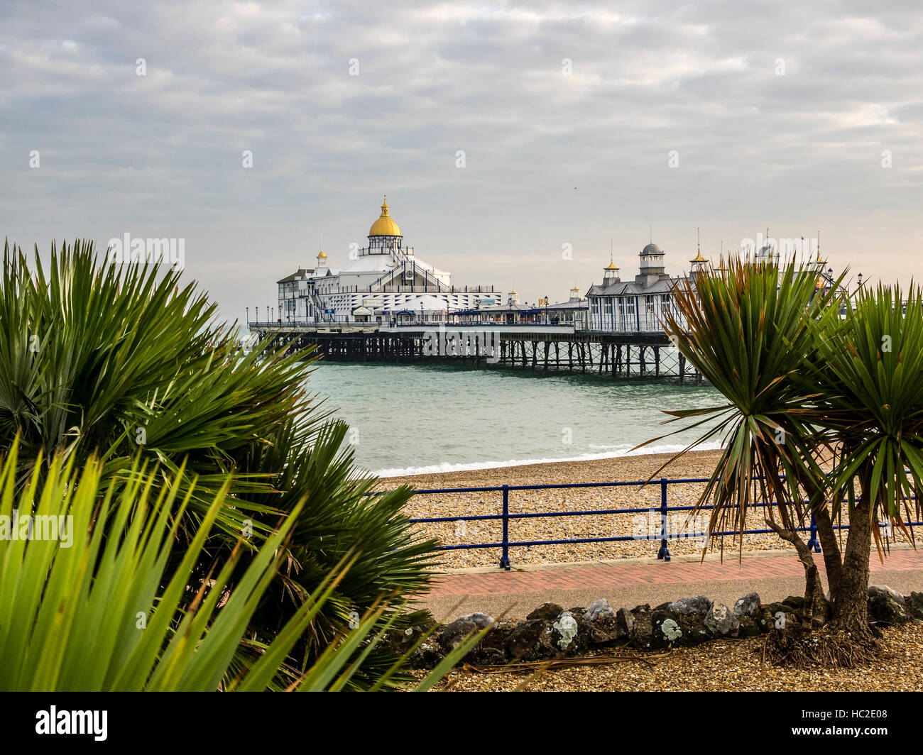 Eastbourne pier fire hi-res stock photography and images - Alamy
