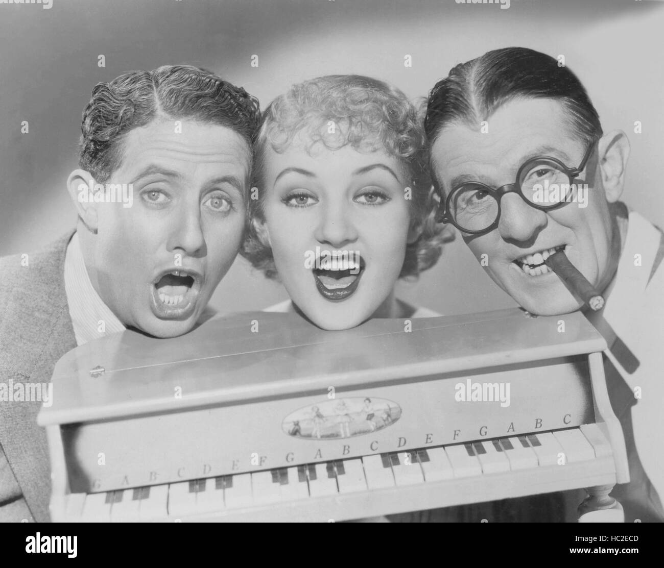 THE NITWITS, from left: Bert Wheeler, Betty Grable, Robert Woolsey ...