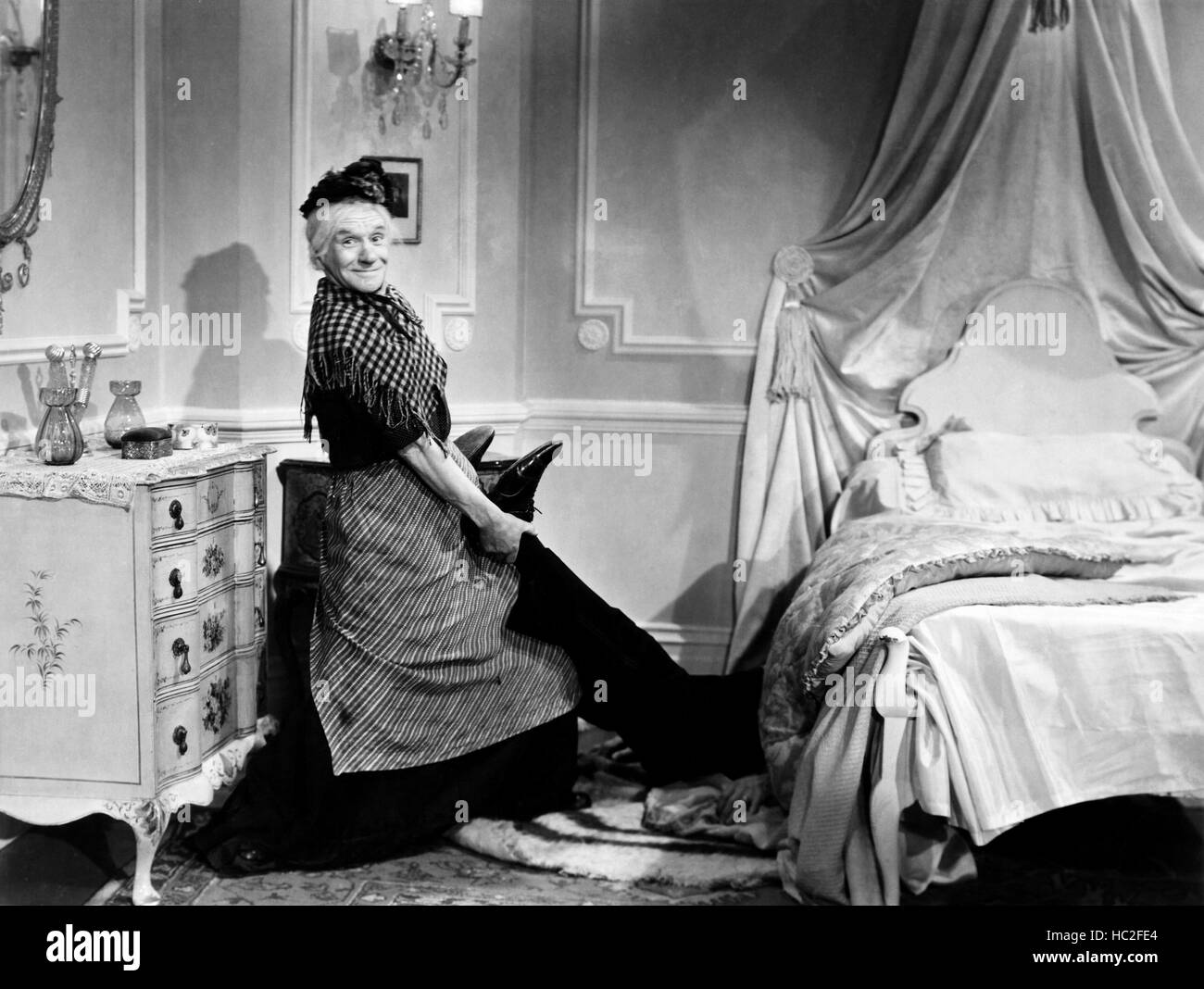 OLD MOTHER RILEY AT HOME, from left, Arthur Lucan, Wally Patch, 1945 ...