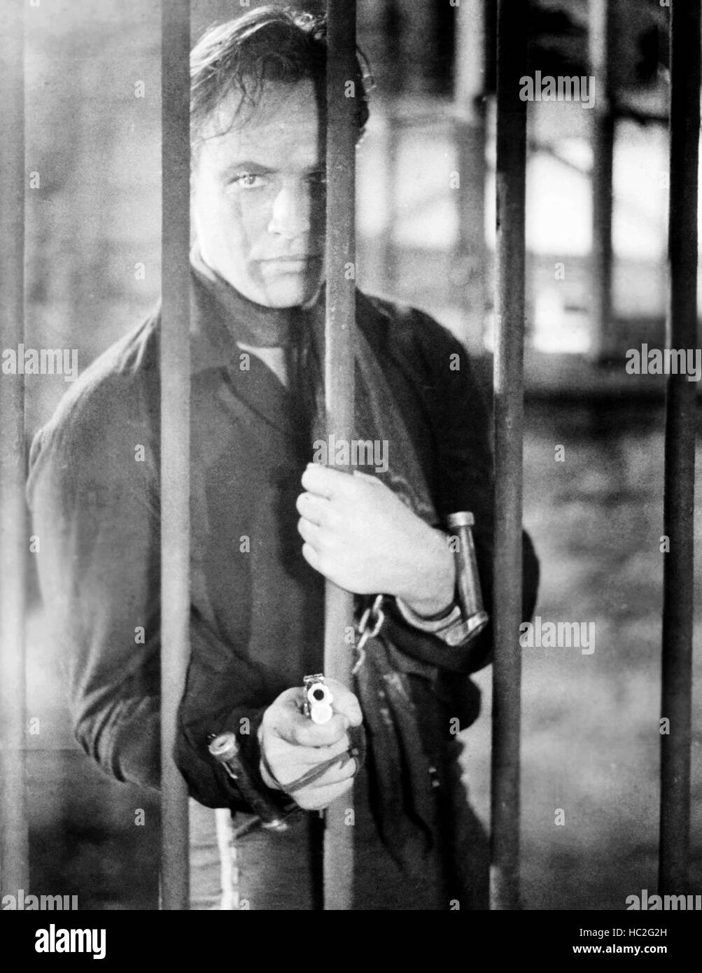 ONE-EYED JACKS, director and star Marlon Brando, 1961 Stock Photo - Alamy