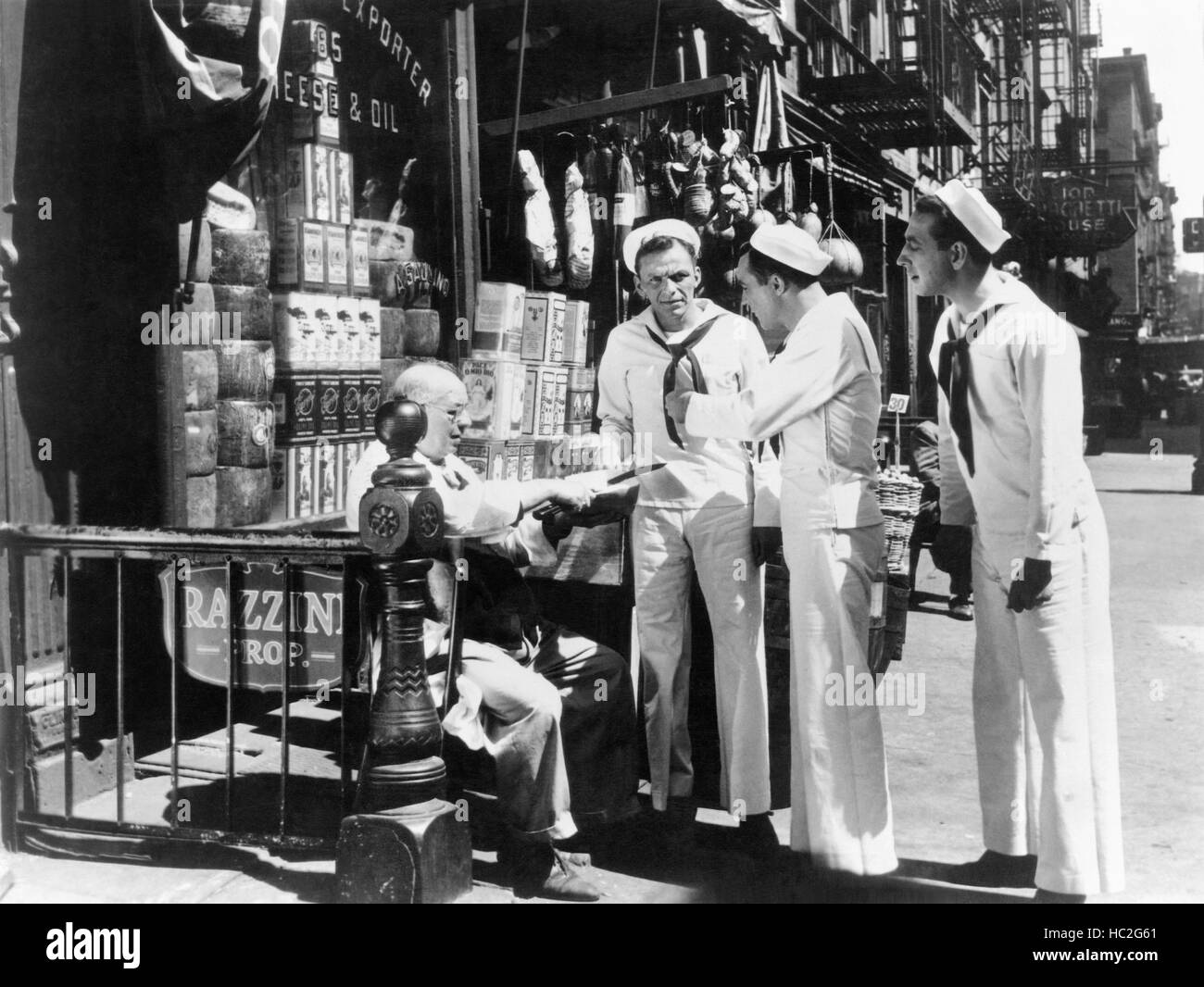 ON THE TOWN, from center: Frank Sinatra, Gene Kelly, Jules Munshin ... ON THE TOWN, from center: Frank Sinatra, Gene Kelly, Jules Munshin ...