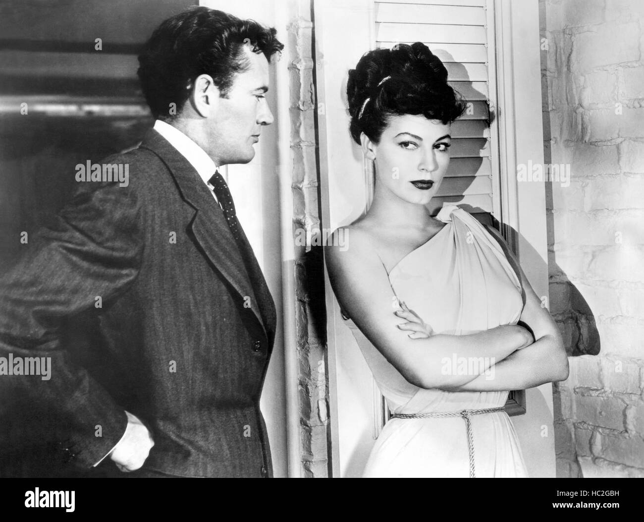 ONE TOUCH OF VENUS, from left: Robert Walker, Ava Gardner, 1948 Stock ...