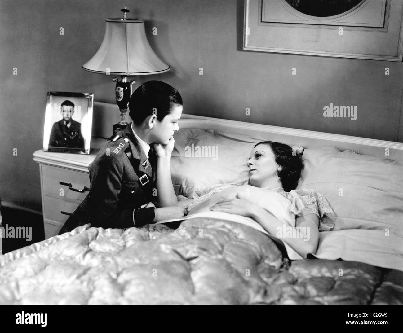 ONLY YESTERDAY, Jimmy Butler, Margaret Sullavan, 1933 Stock Photo - Alamy