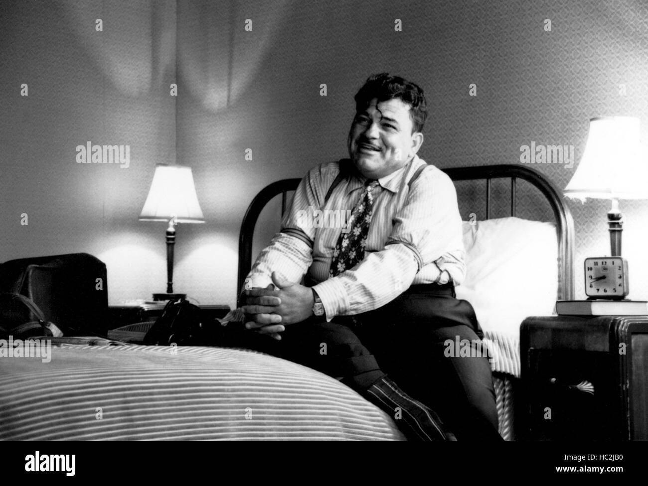 THE MAN WHO WASN'T THERE, Jon Polito, 2001 Stock Photo - Alamy