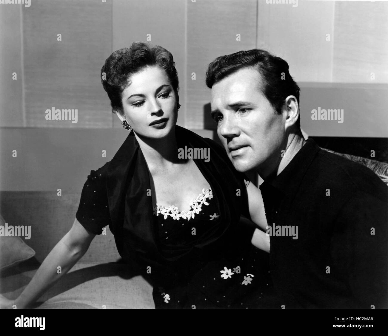 MODELS INC., from left, Coleen Gray, Howard Duff, 1952 Stock Photo - Alamy