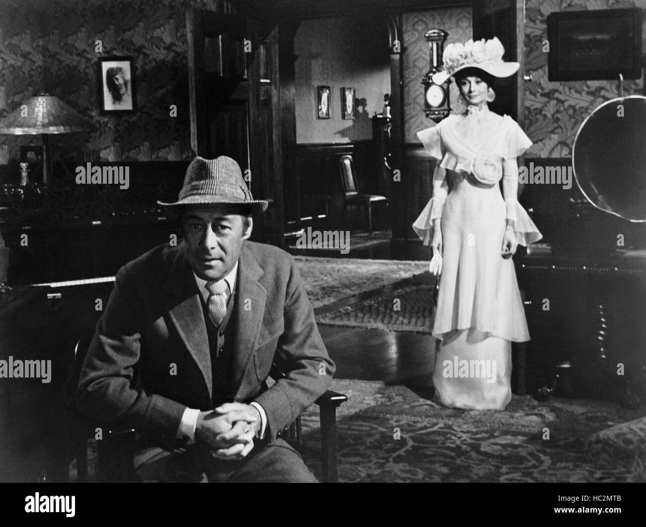MY FAIR LADY, from left, Rex Harrison, Audrey Hepburn, 1964 Stock Photo ...