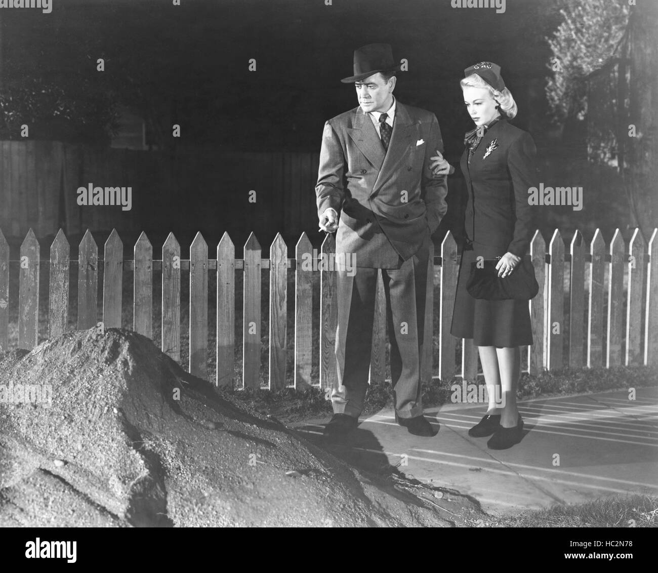MYSTERIOUS INTRUDER, from left: Richard Dix, Helen Mowery, 1946 Stock ...