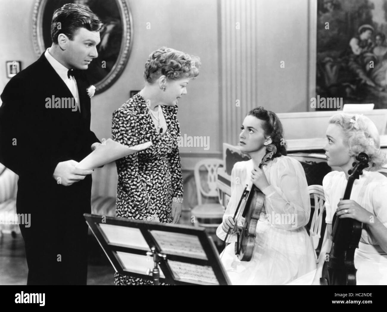 MY LOVE CAME BACK, from left, Eddie Albert, Spring Byington, Olivia de ...