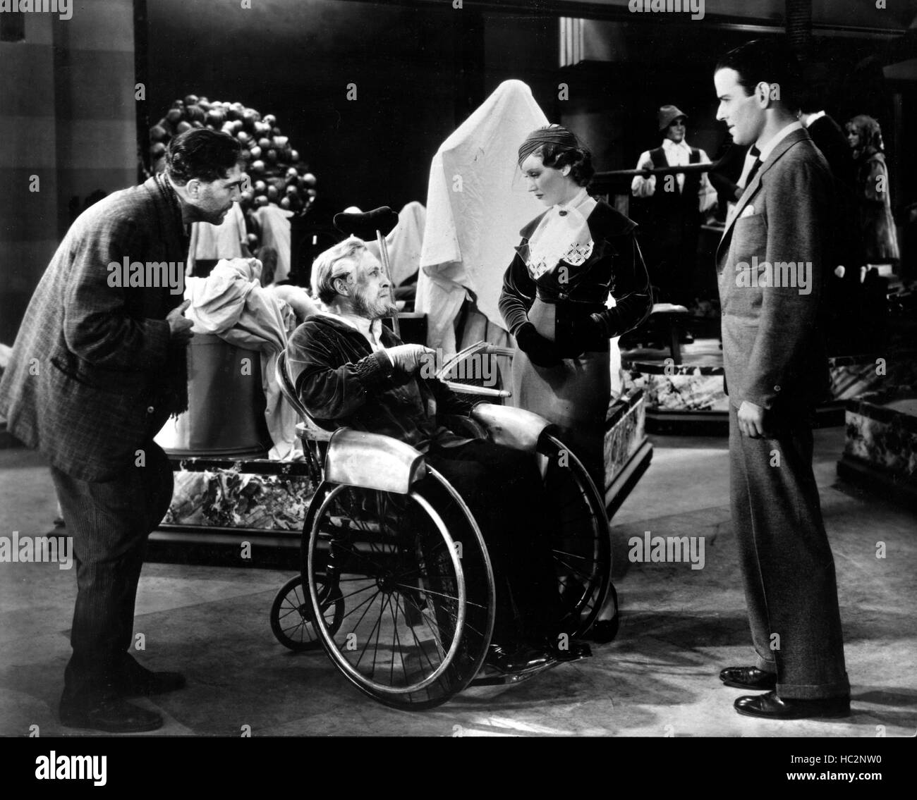 MYSTERY OF THE WAX MUSEUM, Lionel Atwill (in chair), Fay Wray, 1932 ...