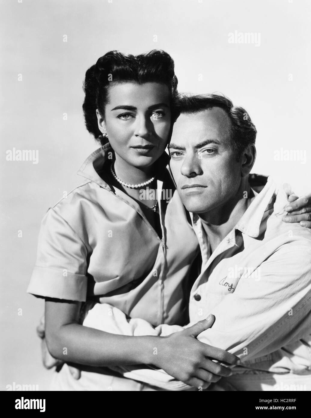 NO PLACE TO LAND, from left, Gail Russell, John Ireland, 1958 Stock ...