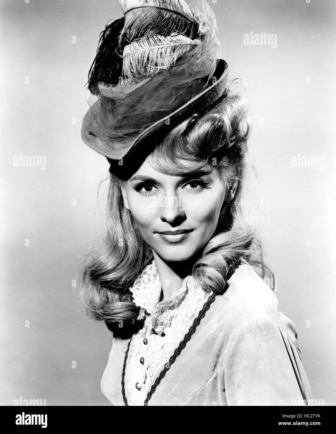 THE OUTLAWS IS COMING!, THE, Nancy Kovack, 1965 Stock Photo - Alamy