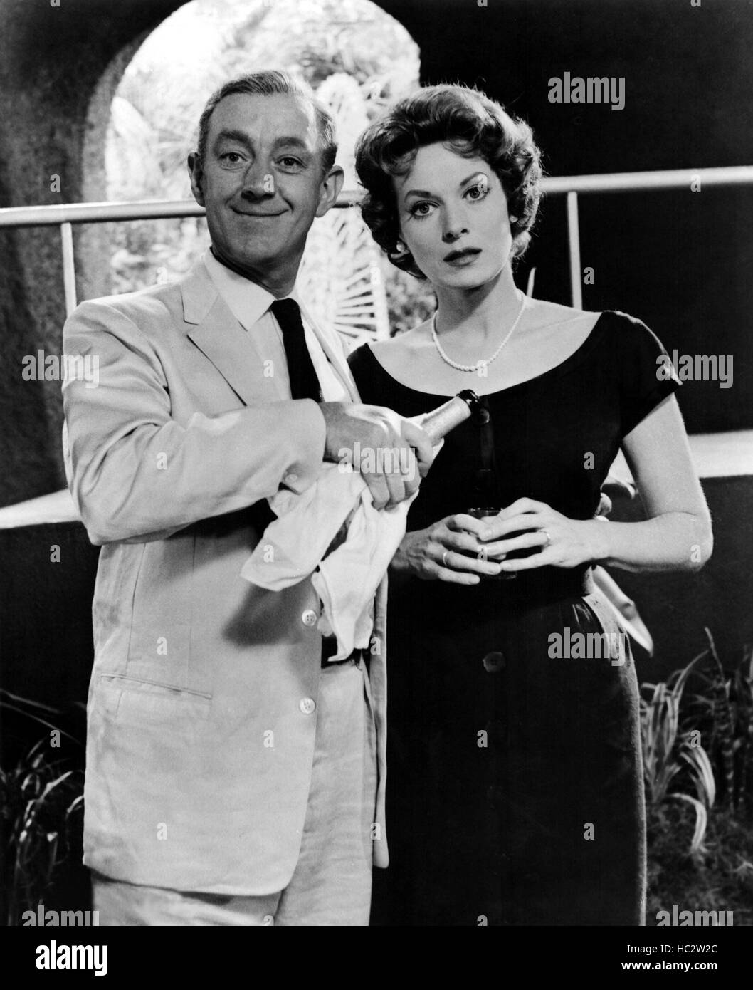 OUR MAN IN HAVANA, Alec Guinness, Maureen O'Hara, 1959 Stock Photo - Alamy