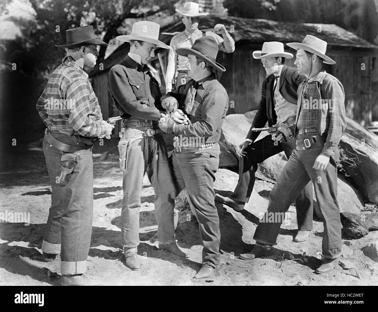 OUTLAW ROUNDUP, from left: Frank Ellis, Dave O'Brien, Reed Howes ...