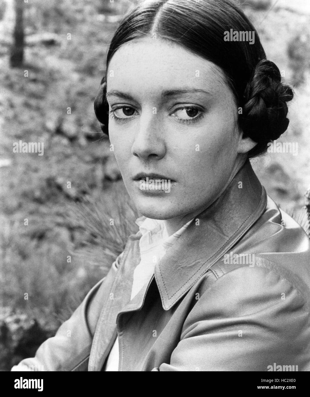 THE PEOPLE THAT TIME FORGOT, Sarah Douglas, 1977 Stock Photo - Alamy