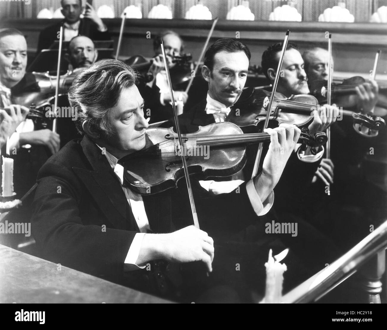 THE PHANTOM OF THE OPERA, Claude Rains (front left), 1943 Stock Photo ...