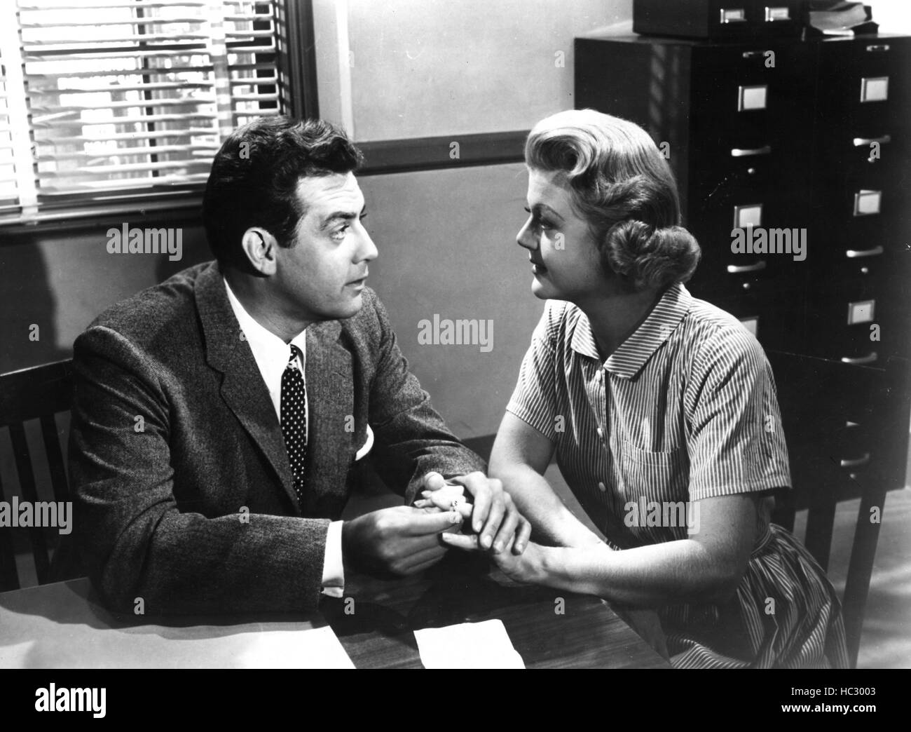 PLEASE MURDER ME, Raymond Burr, Angela Lansbury, 1956 Stock Photo - Alamy