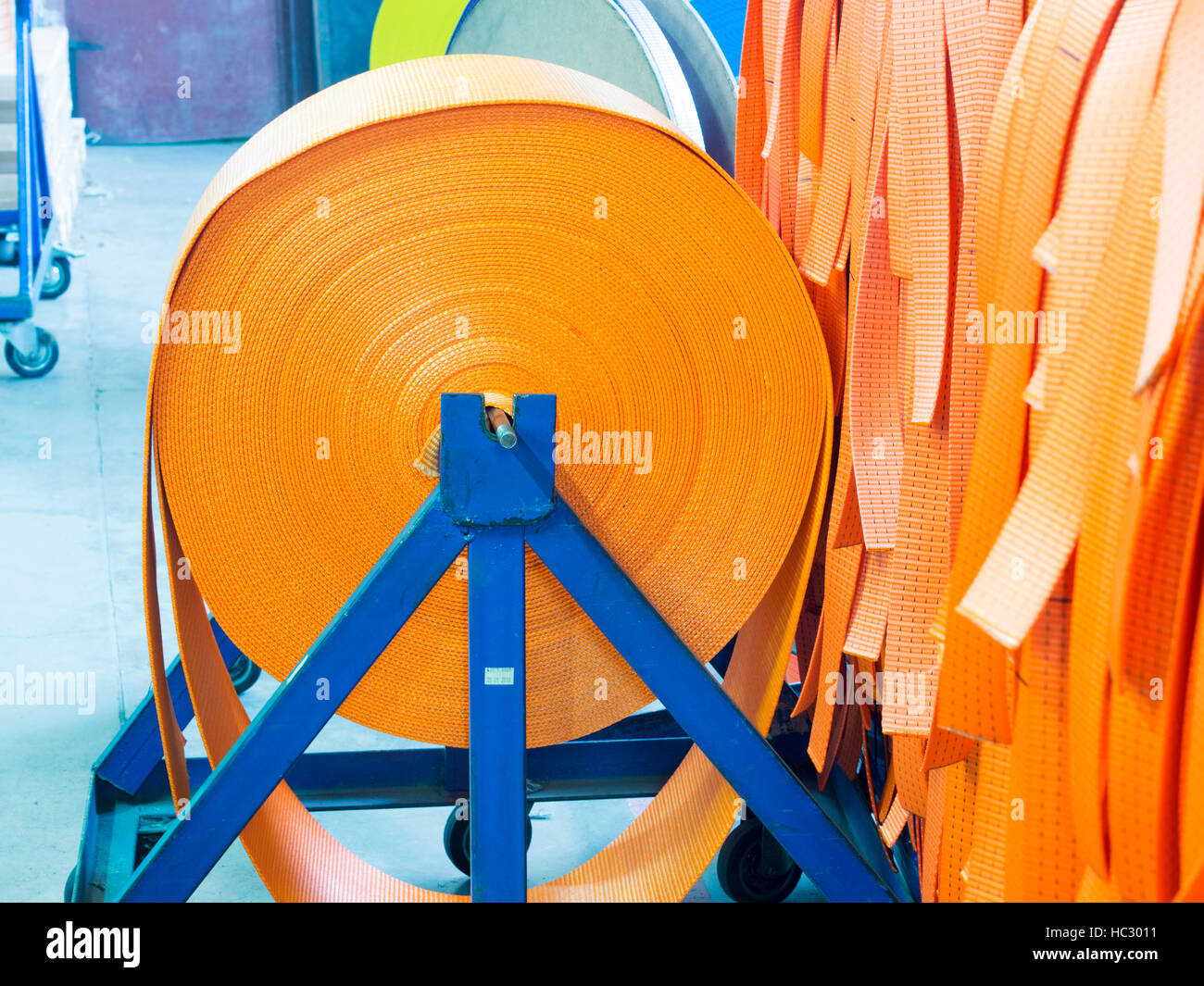 Lift straps hi-res stock photography and images - Alamy
