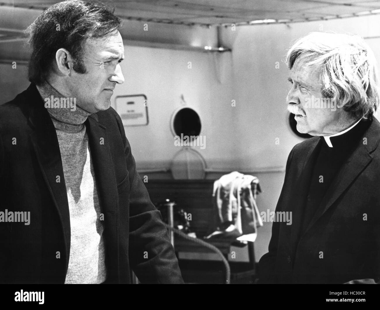 THE POSEIDON ADVENTURE, from left: Gene Hackman, Arthur O'Connell, 1972 ...