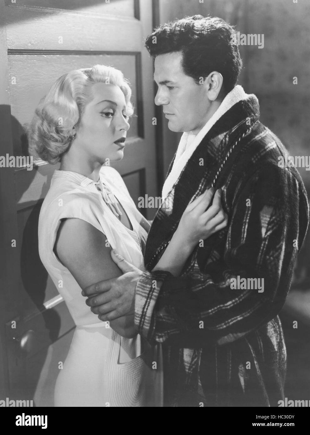 THE POSTMAN ALWAYS RINGS TWICE, from left: Lana Turner, John Garfield ...