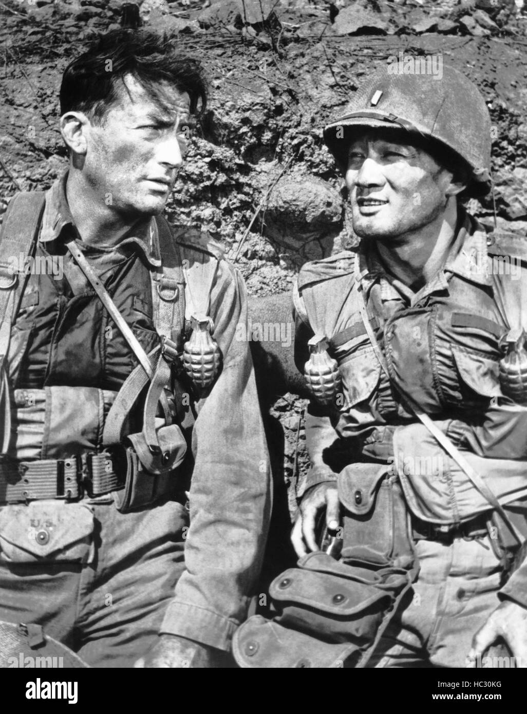 PORK CHOP HILL, from left, Gregory Peck, George Shibata, 1959 Stock ...