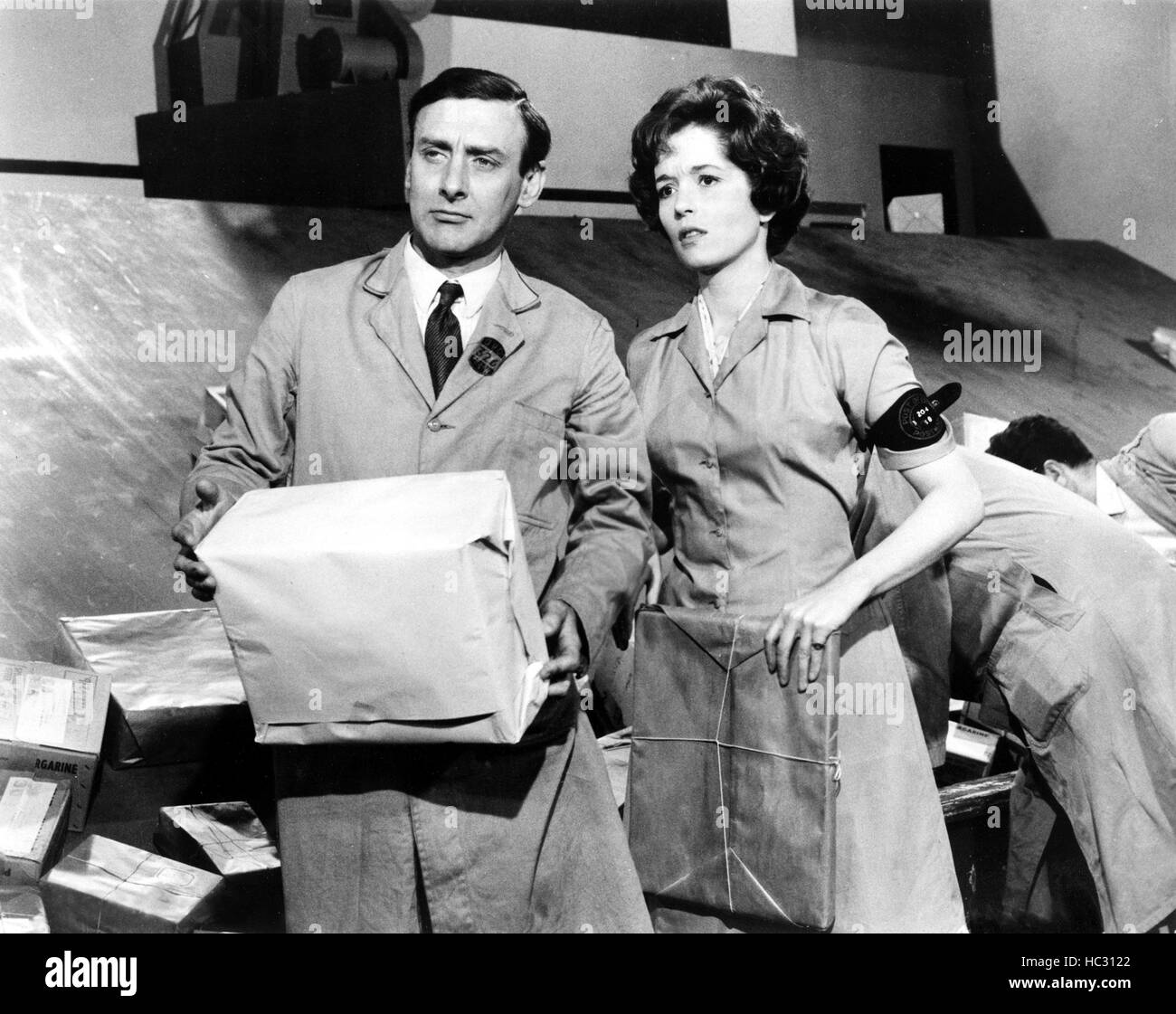 POSTMAN'S KNOCK, Spike Milligan, Barbara Shelley, 1962 Stock Photo - Alamy